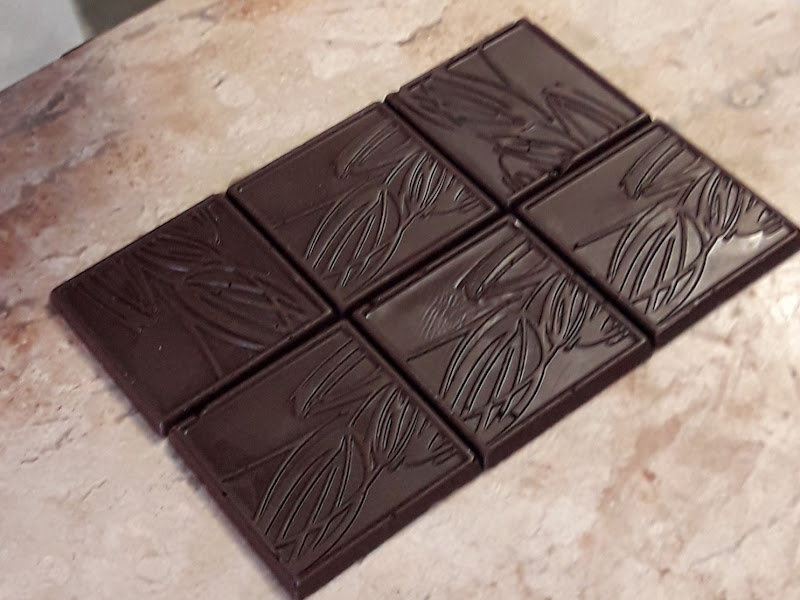 Roods & Perches Cocoa Estate